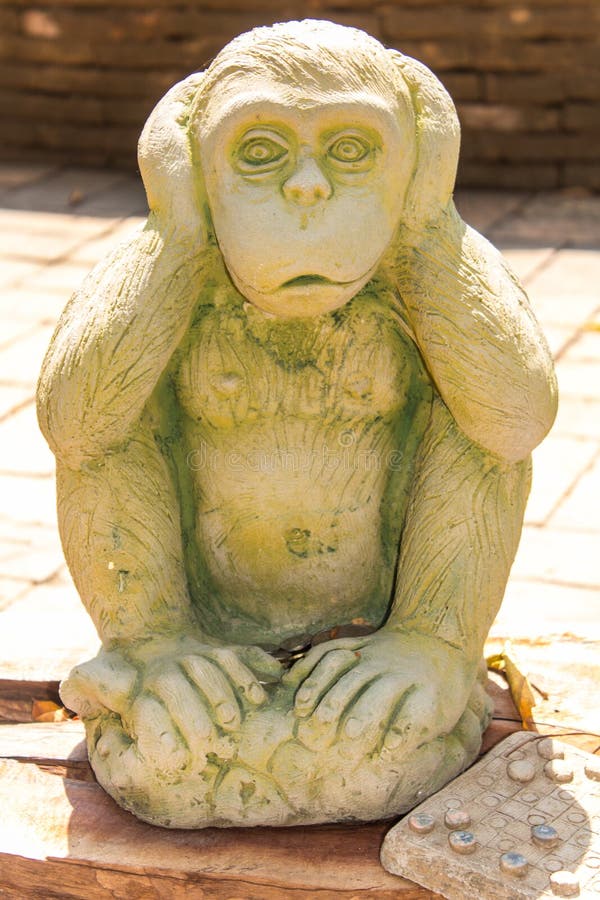 Monkey Statue in Thai Temple Stock Photo - Image of obedience, looking ...