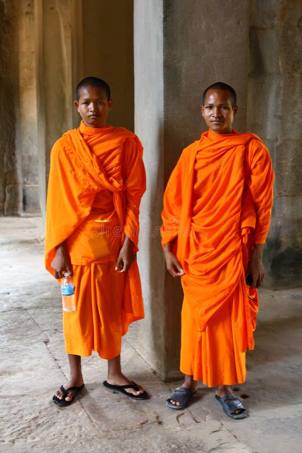 Monks in Angkor Wat editorial photo. Image of bald, frock - 24790806