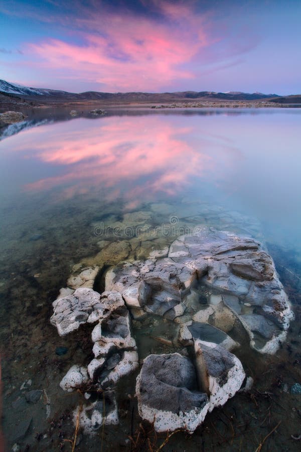 Mono Lake California stock image. Image of view, nevada - 82911269
