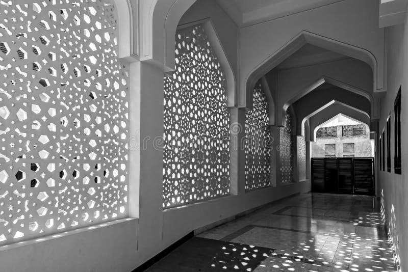 Al Farooq Mosque Aisle in Dubai, UAE Stock Image - Image of detail ...
