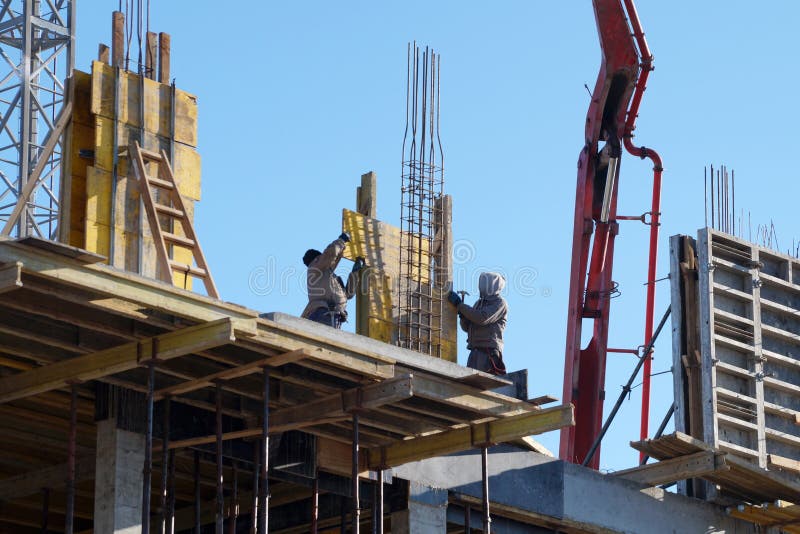 Construction Workers Mount Formwork Editorial Stock Image - Image of ...