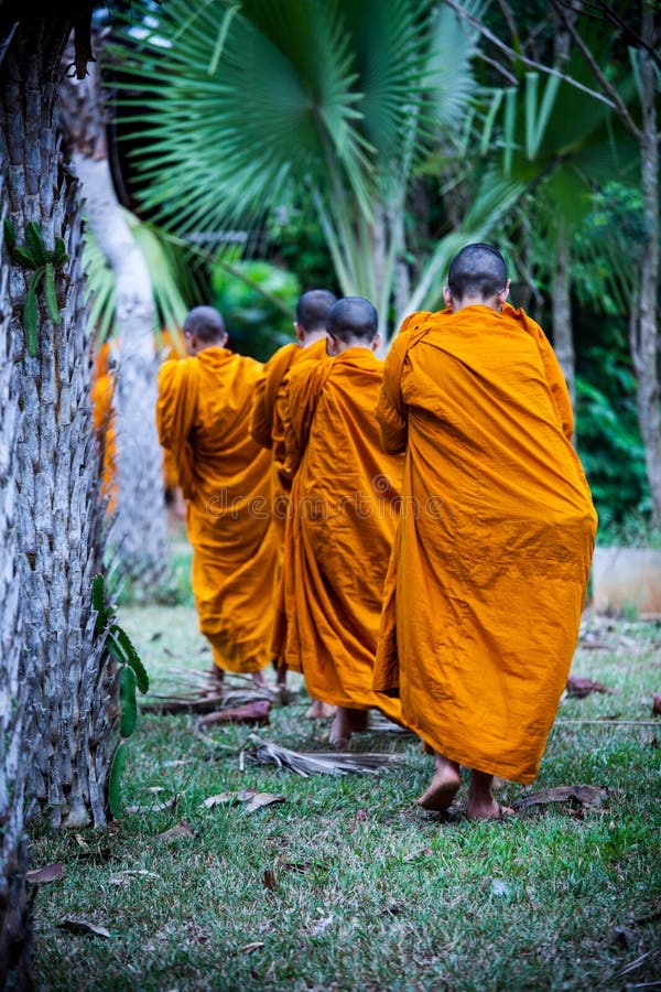 Mons life editorial photography. Image of buddhism, human - 52988102