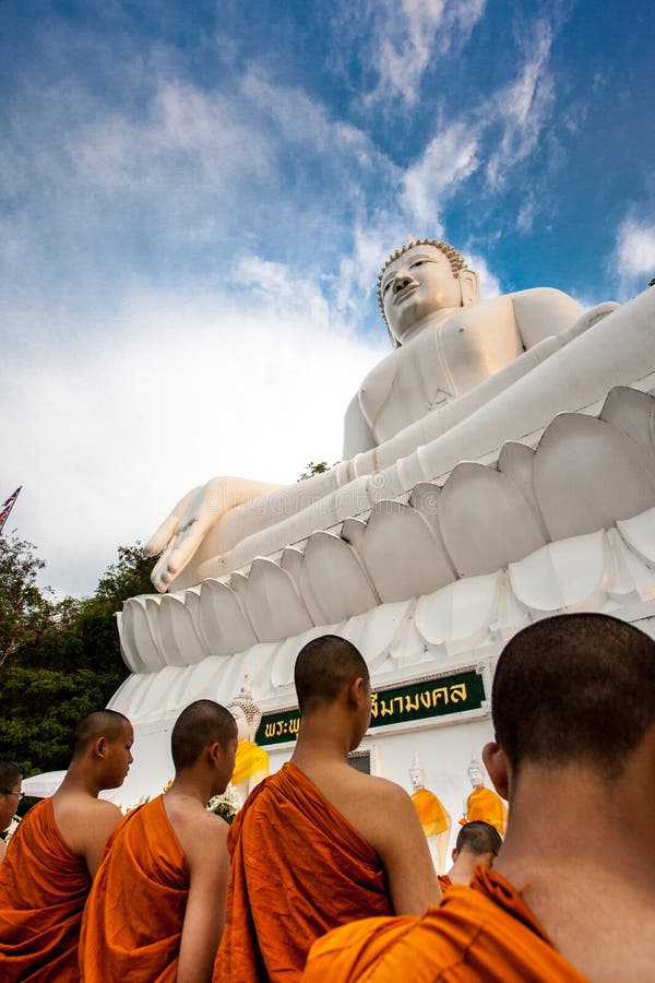 Mons life editorial photography. Image of buddhism, human - 52988102