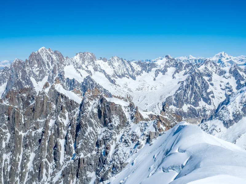 Mont Blanc Berg I Frankrike Arkivfoto - Bild av semester, skida: 110559350