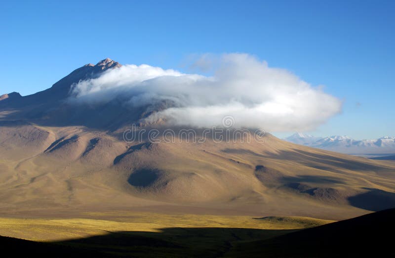 Montañas De Los Andes, Chile Foto de archivo - Imagen de andes, chile ...