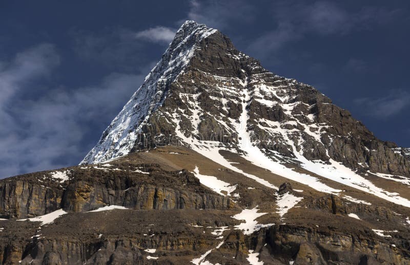 Montagem Robson Emperor Ridge Foto de Stock - Imagem de nave, rockies ...