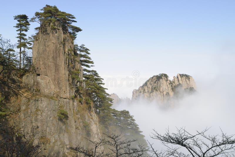 Montagne Jaune - Huangshan, Chine Photo stock - Image du paysage, fée ...
