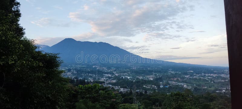 Montain, rain, cisarua stock image. Image of cloud, river - 282408133
