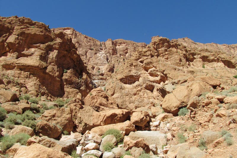 Montanhas De Atlas Vermelhas Da Rocha Em Marrocos Imagem de Stock ...