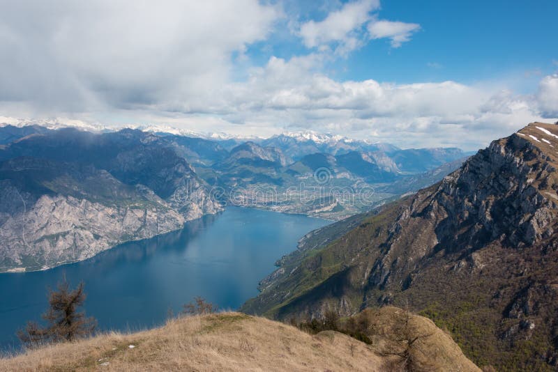 Monte Baldo stock foto. Image of waaier, alpen, meer - 75245672