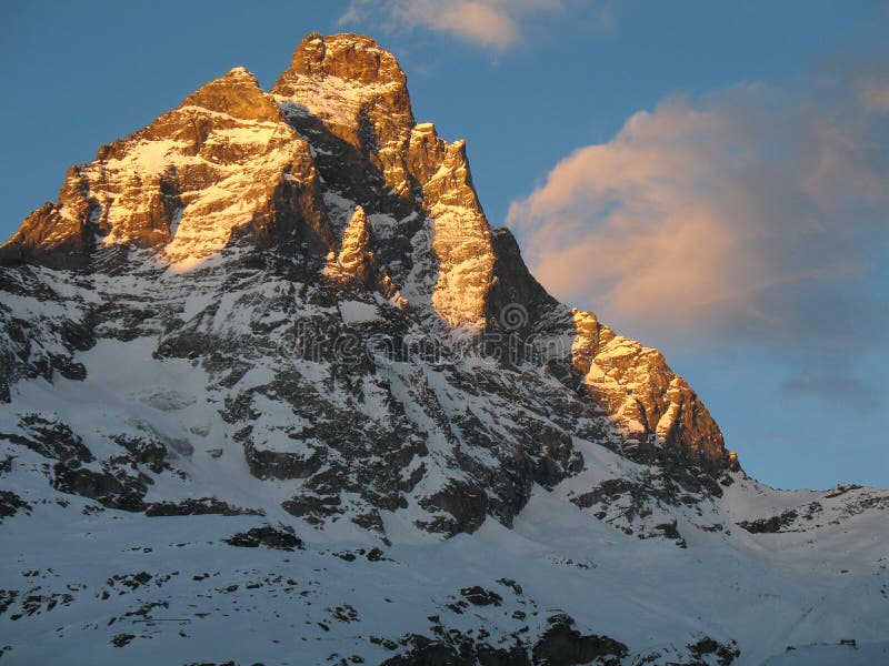 Monte Cervino imagen de archivo. Imagen de exterior, paisaje - 60047951