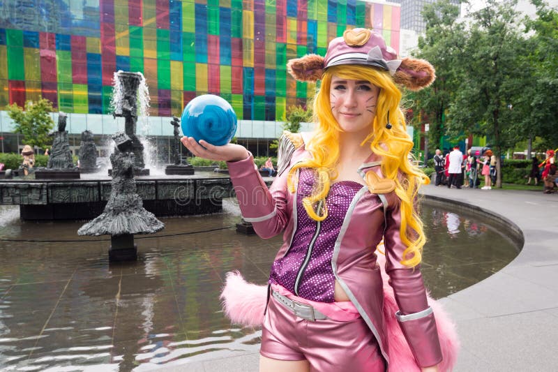 Montreal Comic Con 2017 editorial photo. Image of contest - 122470026