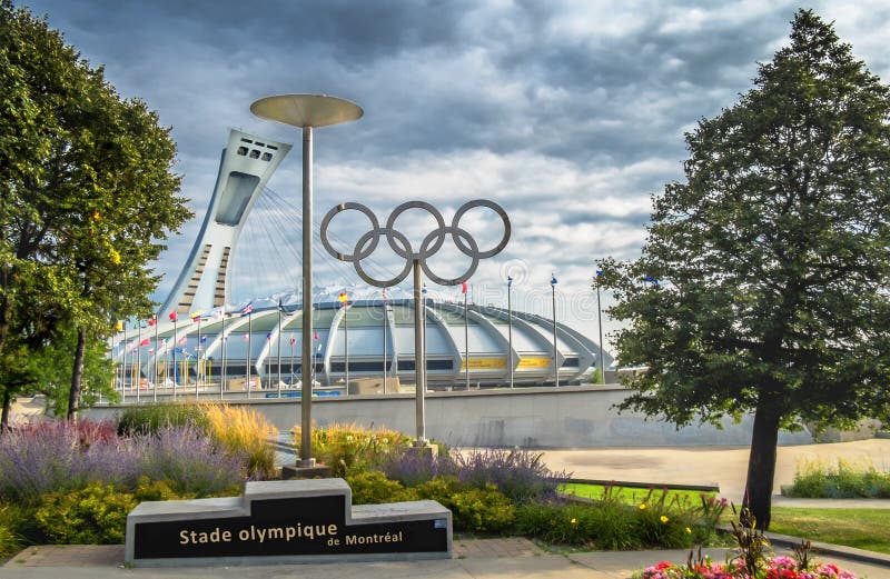 Montreal Lo Stadio Olimpico Ed Anelli Fotografia Editoriale - Immagine ...