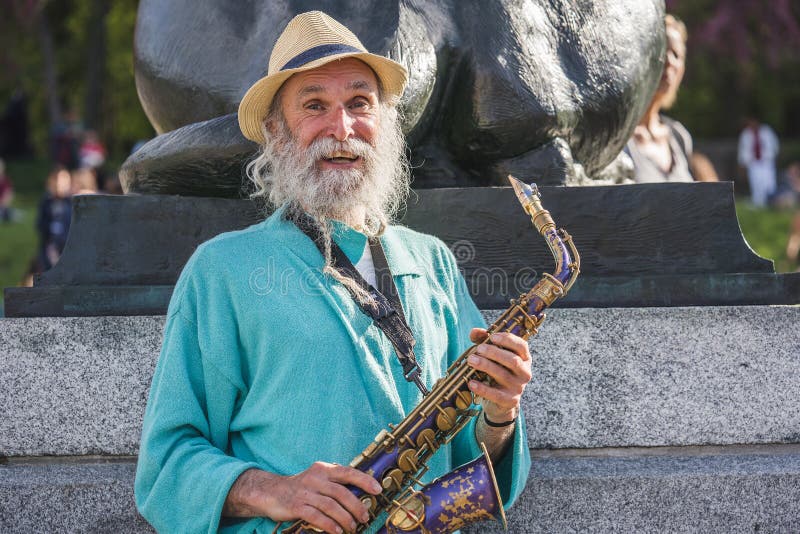 MONTREAL, QUEBEC, CANADA - MAY 21, 2018: Street Musicians at Montreal ...