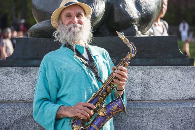 MONTREAL, QUEBEC, CANADA - MAY 21, 2018: Street Musicians at Montreal ...