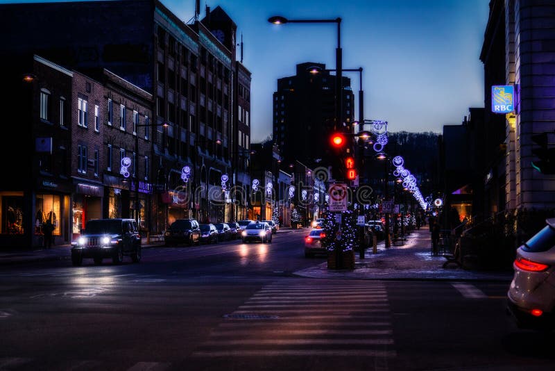 Montreal Streets at Night Quebec Editorial Photo - Image of winter ...