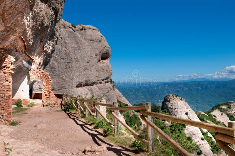 Berg Montserrat, Spanje stock foto. Image of terrein - 22876356