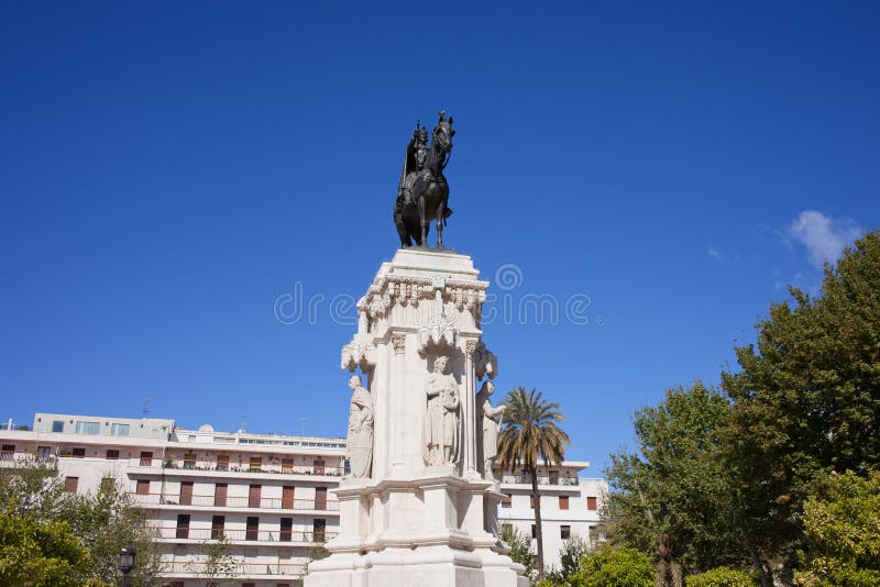 Monument Aan Koning Heilige Ferdinand in Sevilla Stock Foto - Image of ...
