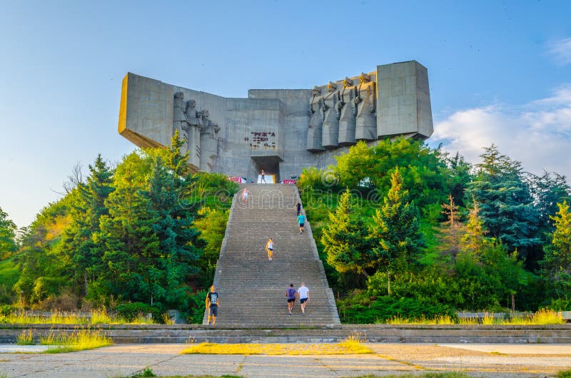 Monument of Bulgarian Soviet Friendship in Varna, Bulgaria Editorial ...