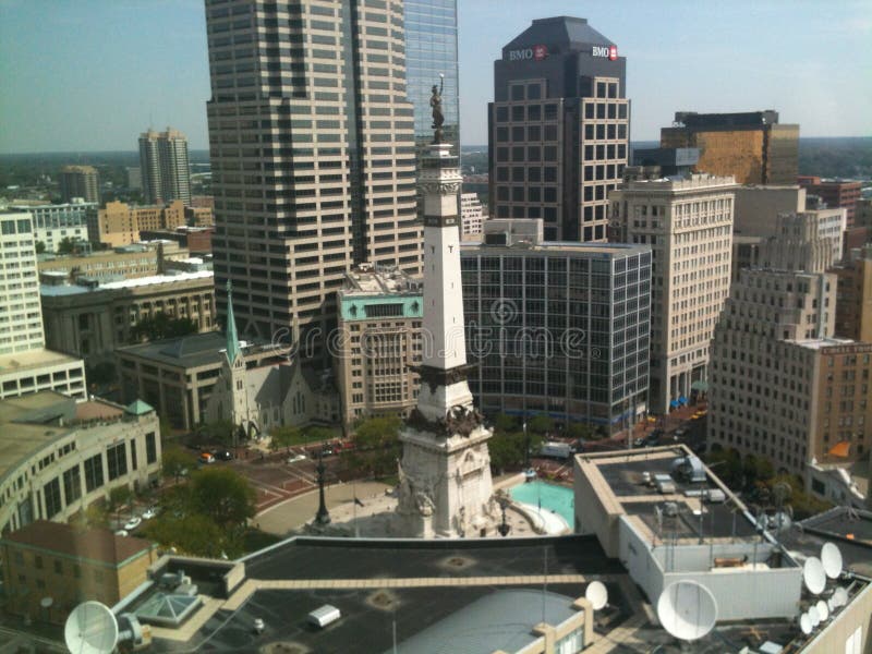 Monument Circle editorial photo. Image of indianapolis - 64168456