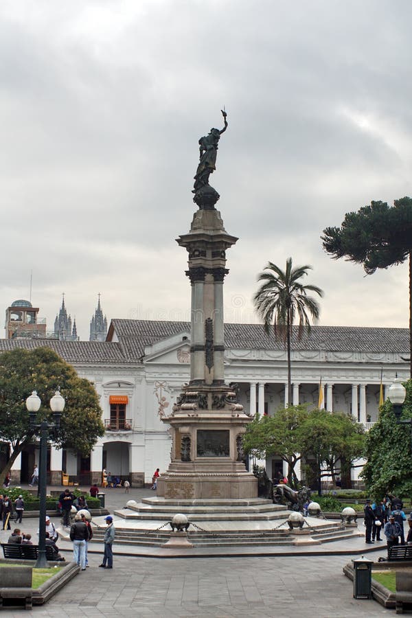 Monument in Independence Square in Quito, Ecuador Editorial Stock Image ...