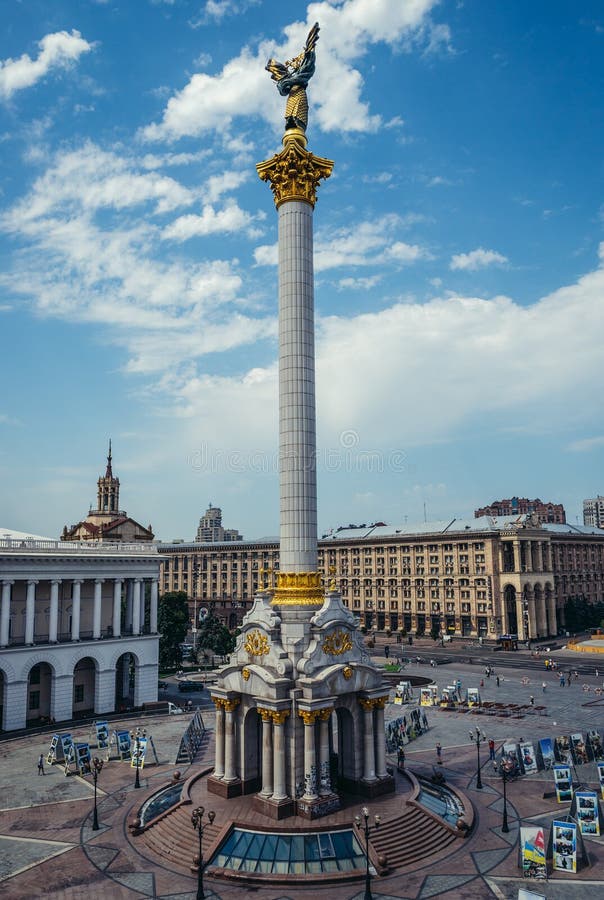 Monument in Kiev editorial photo. Image of bereginia - 74284156