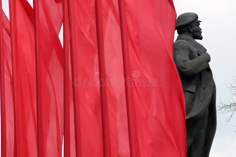 Monument of Lenin stock image. Image of stone, belorussian - 48774047