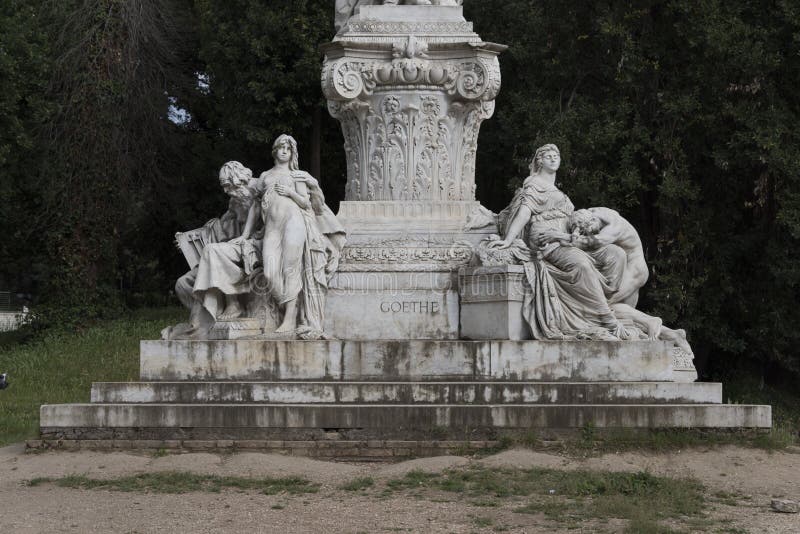 Monument Ter Ere Van Johann Wolfgang Von Goethe Stock Afbeelding ...