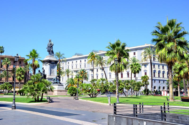 Monument To Cavour in Rome, Italy Stock Image - Image of tree, italy ...
