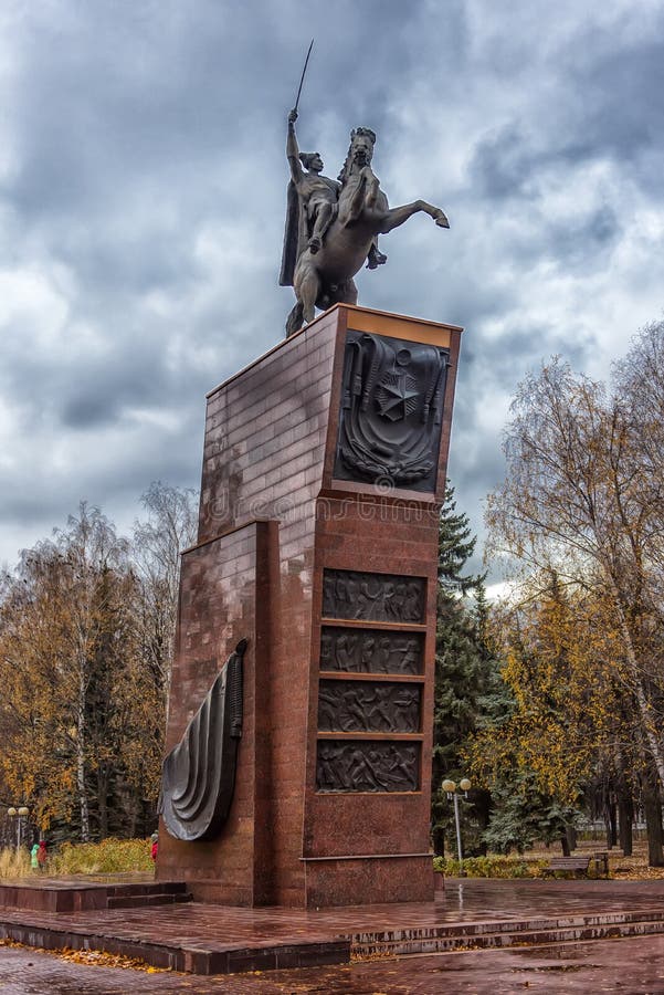 Monument to Chapaev editorial image. Image of commander - 107942095