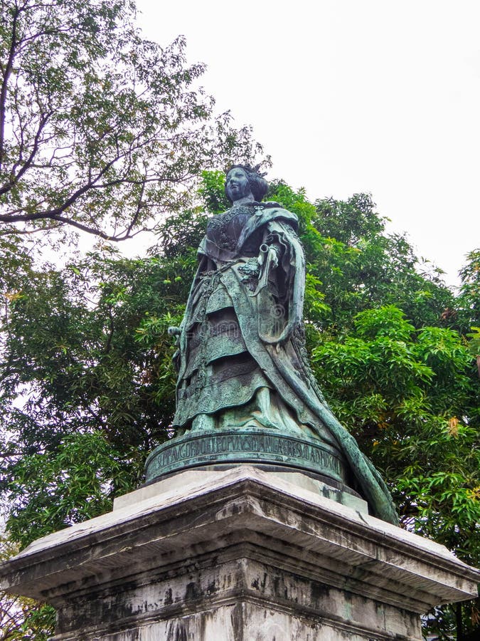 Monument To Isabel II (Queen of Spain), Manila Editorial Stock Image ...
