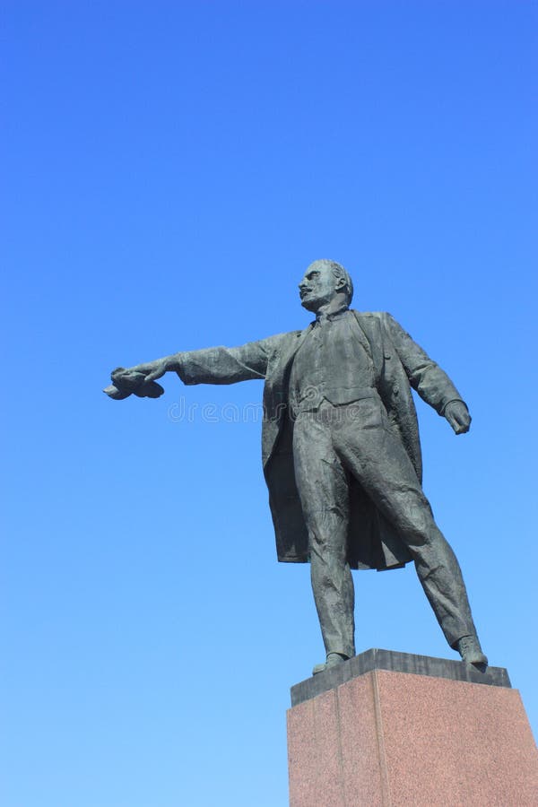 Monument to Lenin editorial photography. Image of hand - 24861012