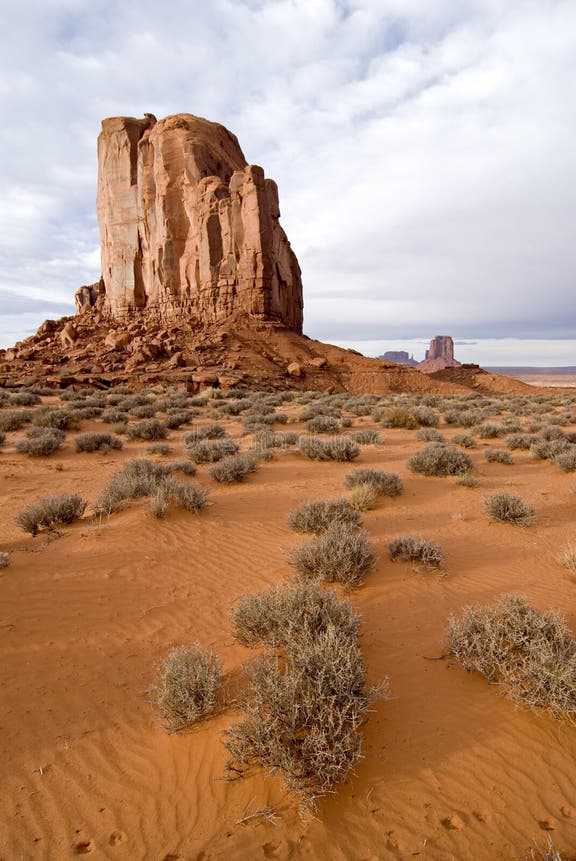 Monument Valley Desert Butte Stock Photo - Image of dune, rving: 1838496