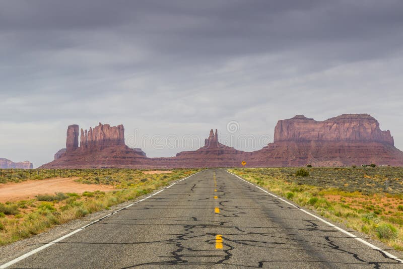 Monument Valley Highway stock image. Image of nature - 46001217