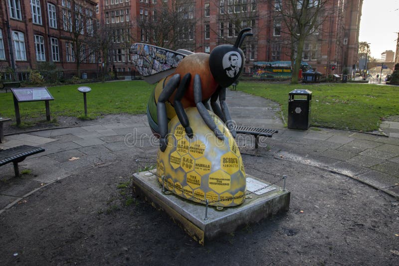 Monumento a Alan Turing En Manchester Inglaterra 2019 Foto editorial ...