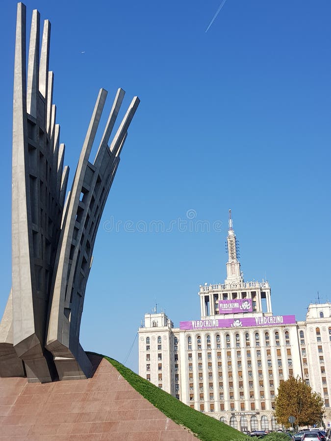 Monumento a Bucarest Rumania Fotografía editorial - Imagen de rumania ...