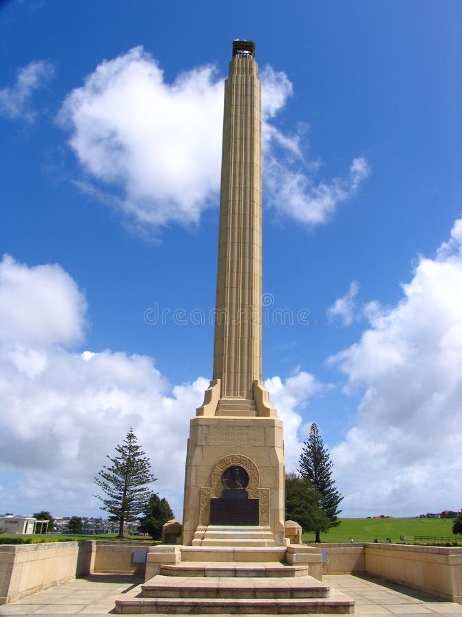 Monumento de Auckland imagen de archivo. Imagen de turismo - 29411565