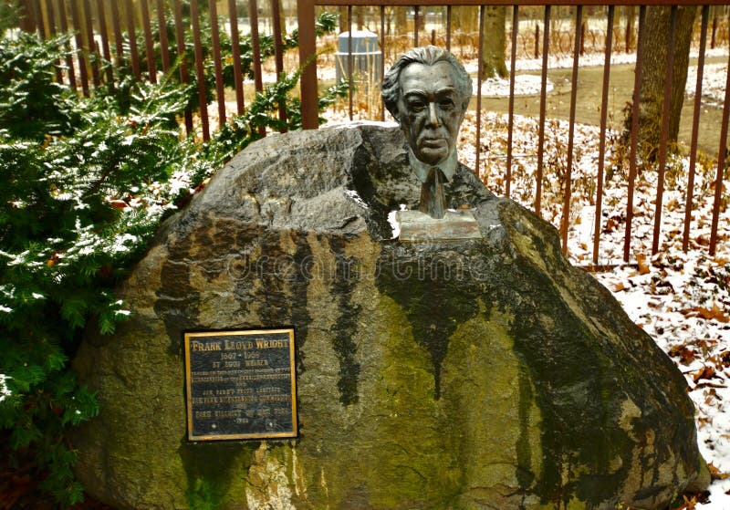 Monumento De Frank Lloyd Wright Foto de archivo editorial - Imagen de ...