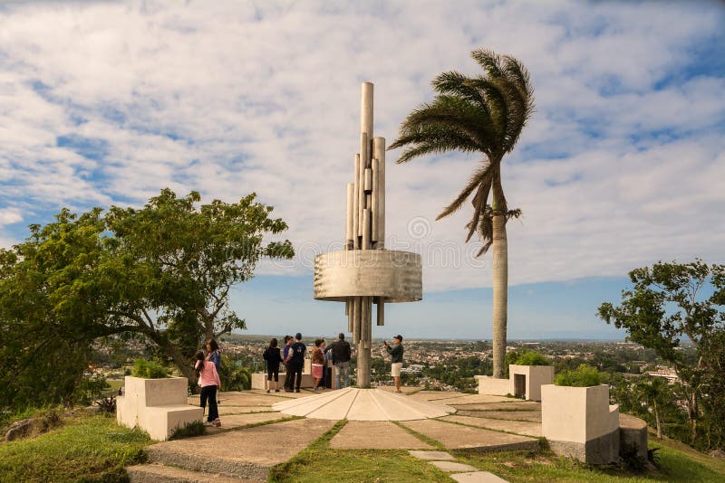Monumento Del Lomo Del Capiro En Santa Clara Imagen de archivo ...