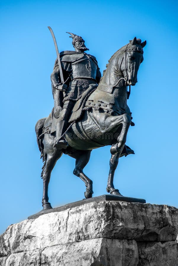 Monumento Di Scanderbeg a Tirana Immagine Stock - Immagine di giorgio ...