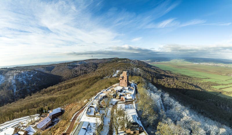 Monumento Di Wilhelm I Sulla Montagna Turingia, Germania Di Kyffhaeuser ...