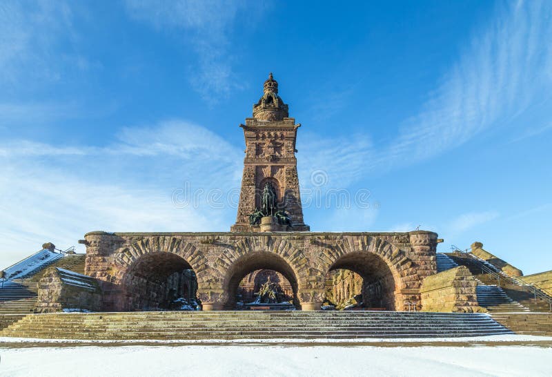 Monumento Di Wilhelm I Sulla Montagna Turingia, Germania Di Kyffhaeuser ...