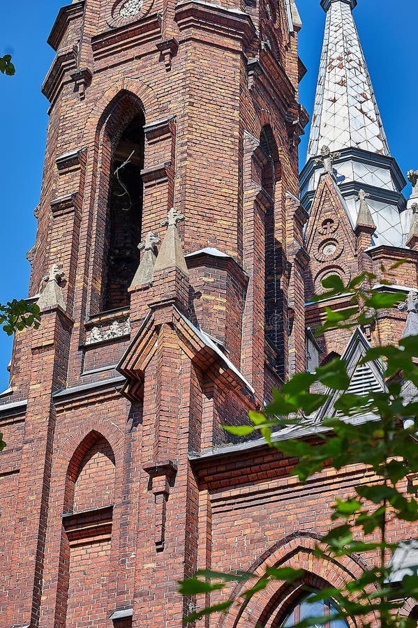 Monumentos De La Arquitectura Rusa Rusia Rybinsk 19 05 2019 Imagen de ...