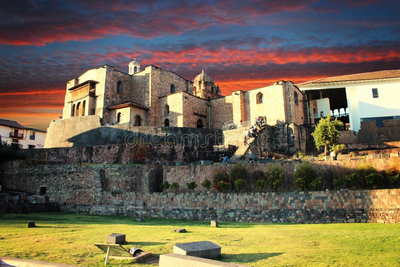 Monuments Nationaux Du Pérou Image éditorial - Image du catholique ...