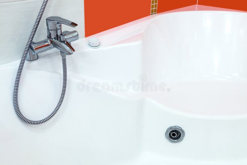 Mooi groot bad stock foto. Image of hotel, binnenlands - 11456518