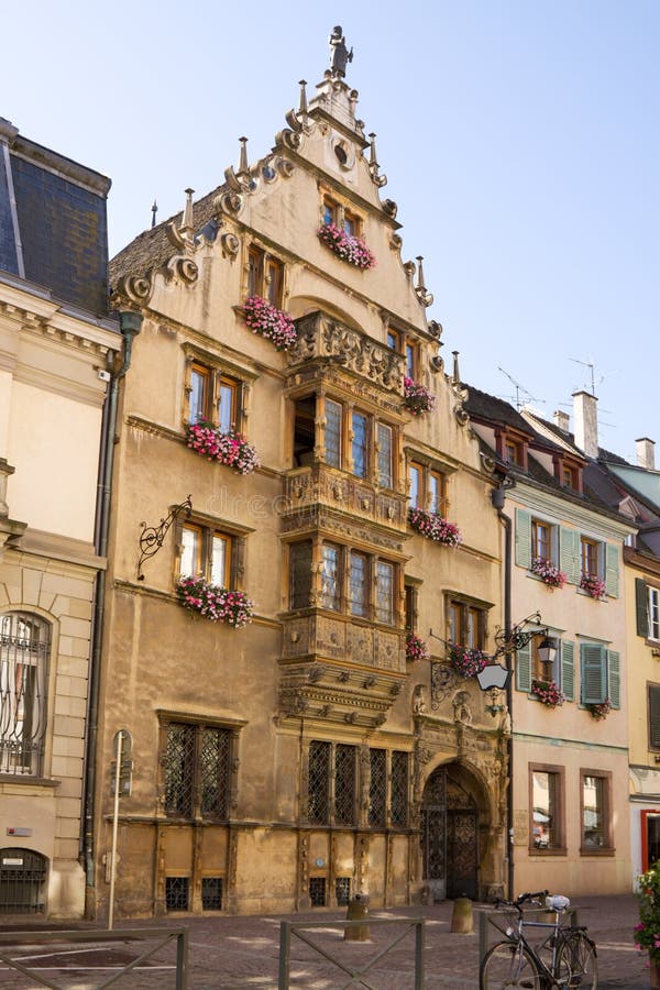 Mooi Middeleeuws Huis in Colmar Stad, Frankrijk Stock Foto - Image of ...