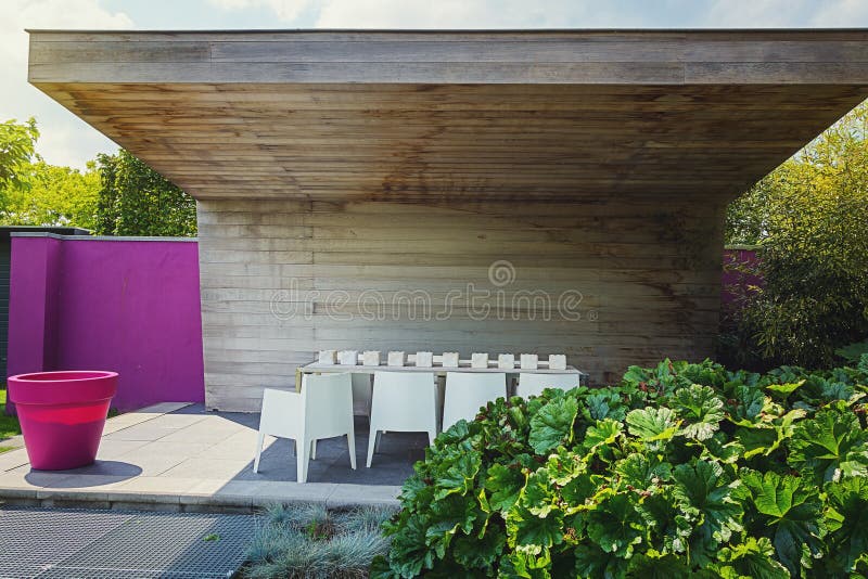 Mooi tuinidee redactionele stock afbeelding. Image of mooi - 67307639