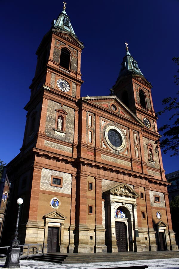 Mooie kerk in Praag stock foto. Image of ontsteld, mooi - 10698516
