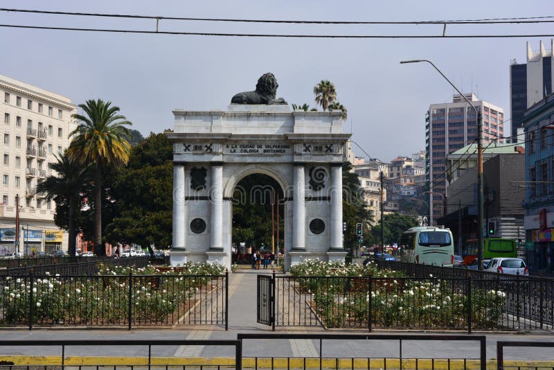 Mooie Monumentum in Valparaiso, Chili Redactionele Stock Afbeelding ...