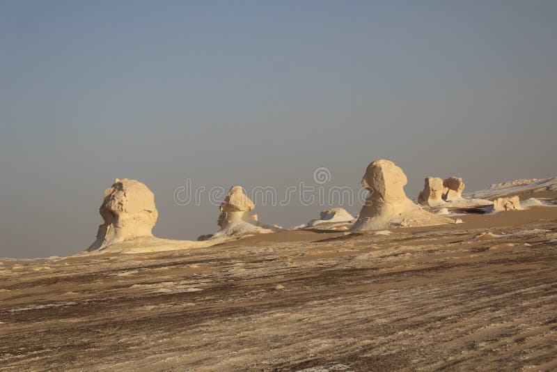Mooie Rockformatie in De Witte Woestijn Oasis in Egypte Stock Foto ...